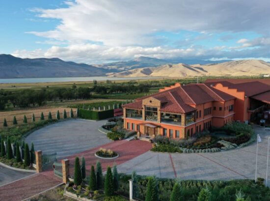 Alpha Estate - Ateron Suites & Spa